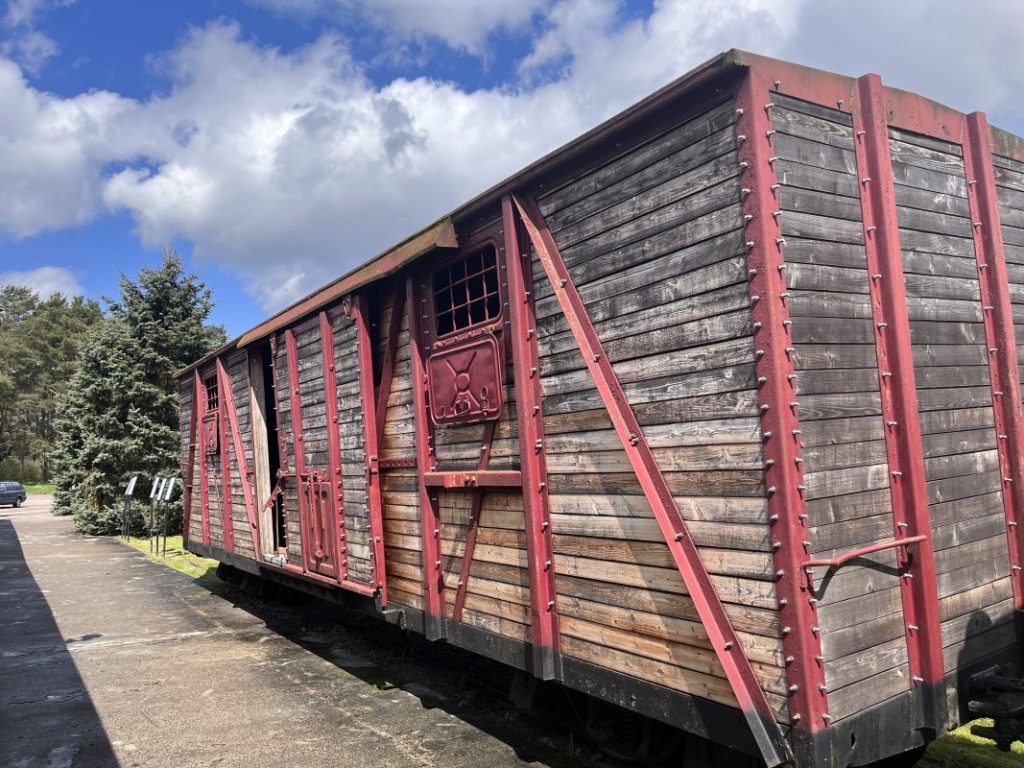 Operatie Priboi: een duister hoofdstuk in de Baltische geschiedenis - EIOCO